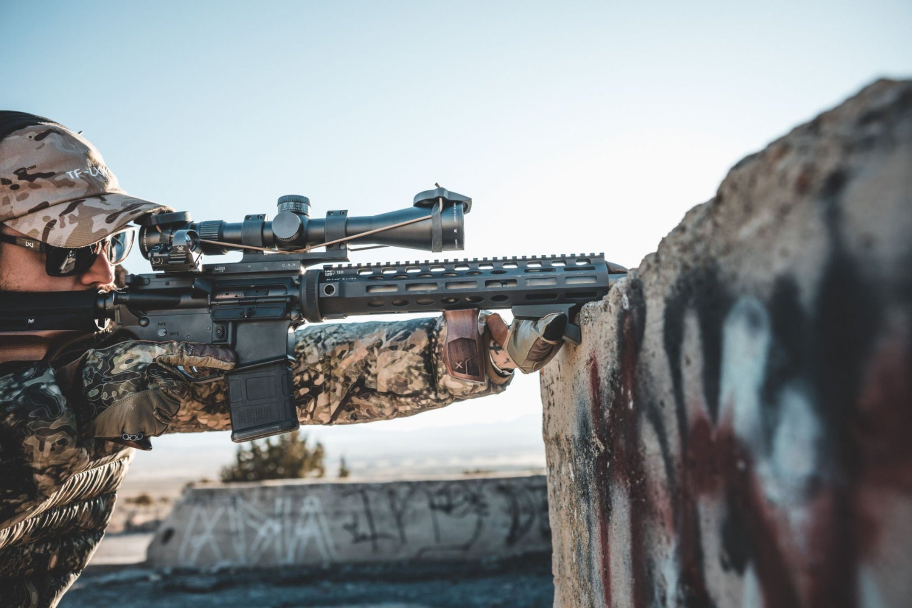 M-LOK™ Vertical Grip | American Walnut | WOOX